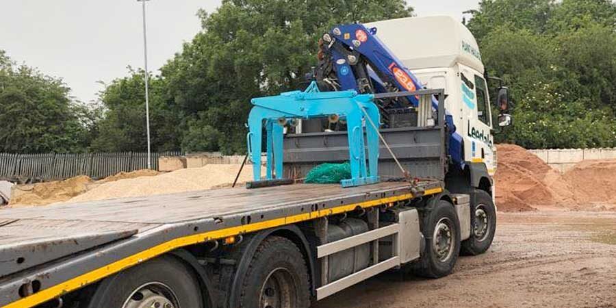 Brick Grab Attachment For 8 Wheel HIABS | Leedale